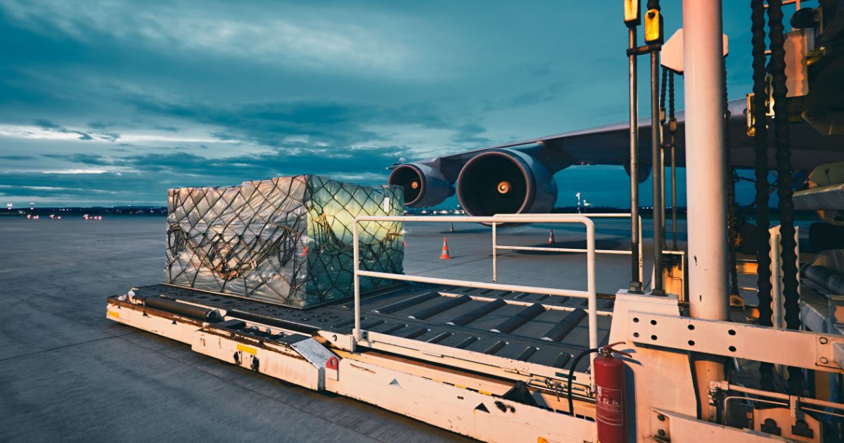 Can a muted peak season for ocean freight be a boon for air cargo ...