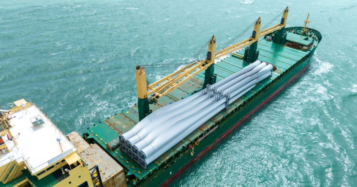 Bulk up on risk management in breakbulk shipping | DHL Logistics of Things